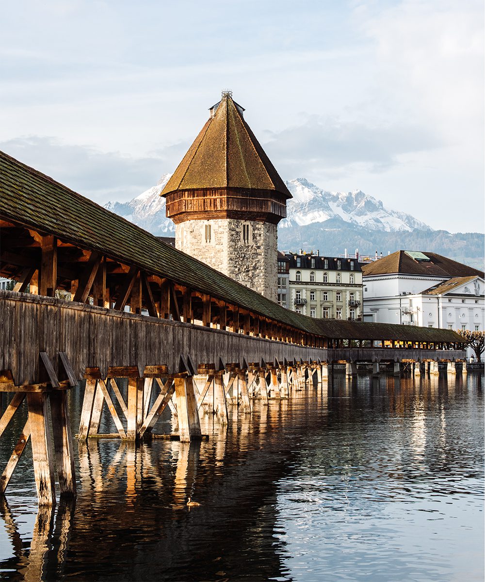 Lucerne : The Art & Romance Of The Alps