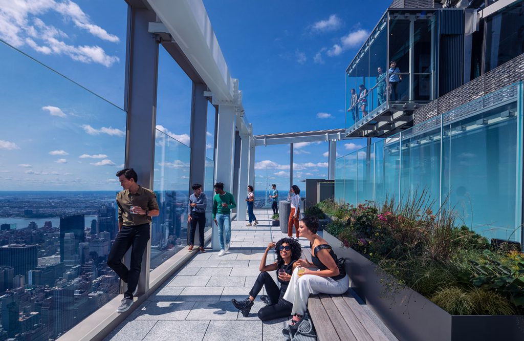 NewYork's breathtaking terrace SUMMIT One Vanderbilt @1200ft